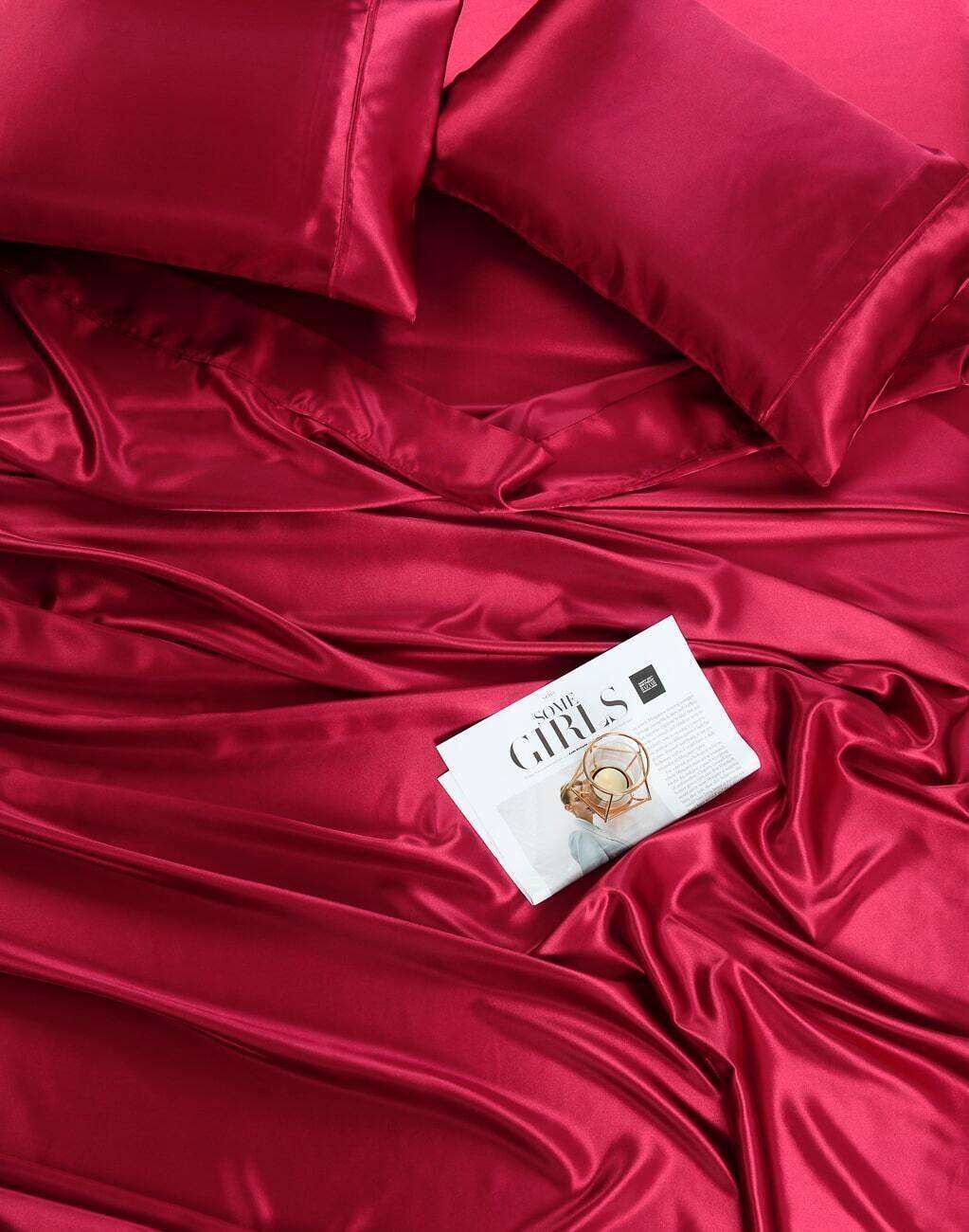 Red queen bed sheets store